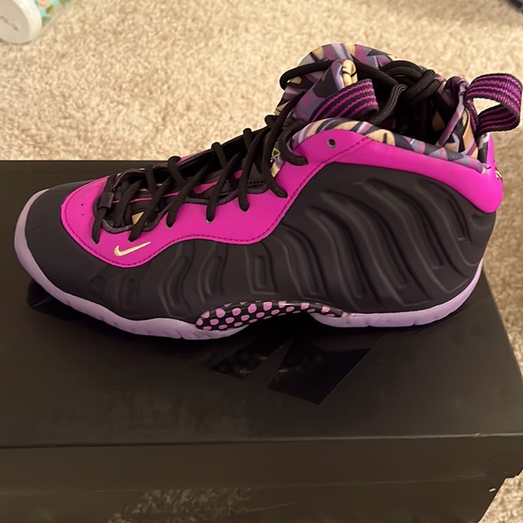 Nike | Shoes | Gs Nike Posite One Girls | Poshmark